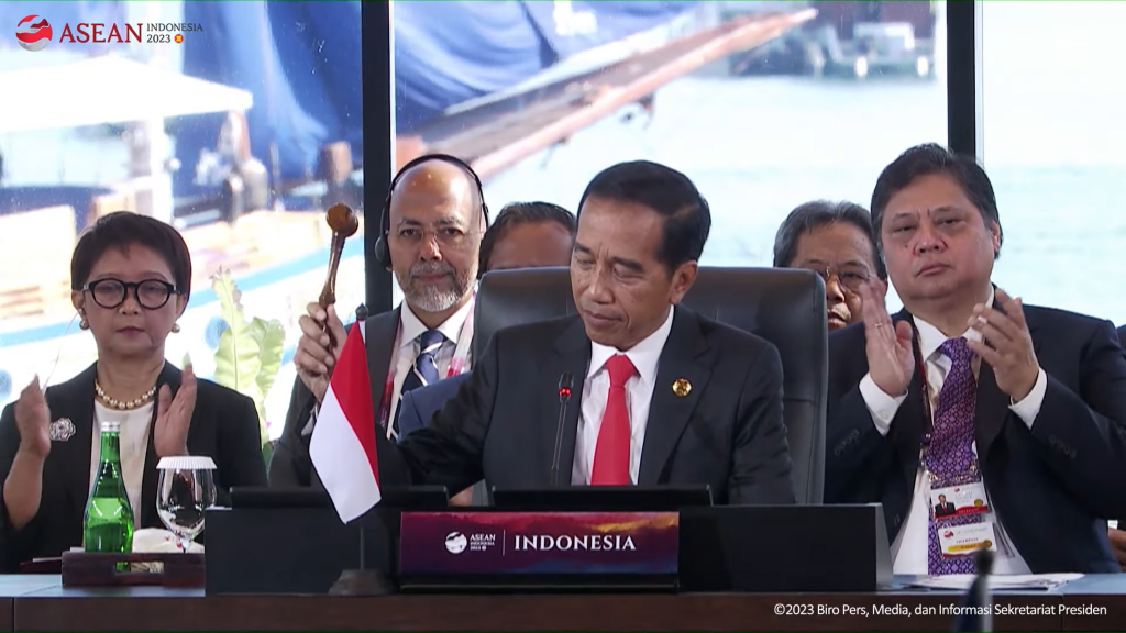 Buka KTT ke-42, Presiden Jokowi Ajak ASEAN Bersatu - BRIEF