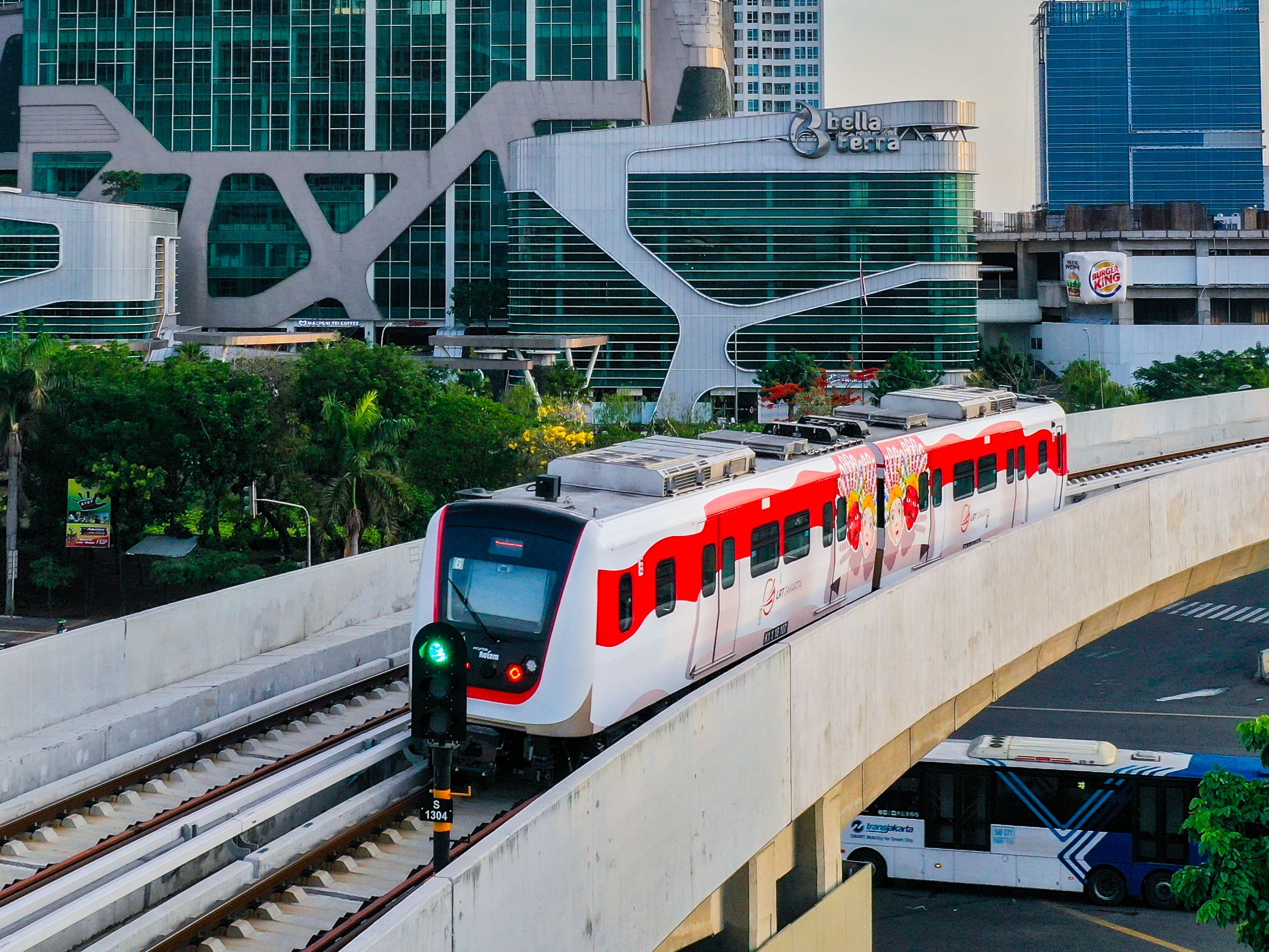 Adhi Karya: Utang LRT Rp2,2 T Paling Cepat Dibayar KAI Akhir 2025 - BRIEF