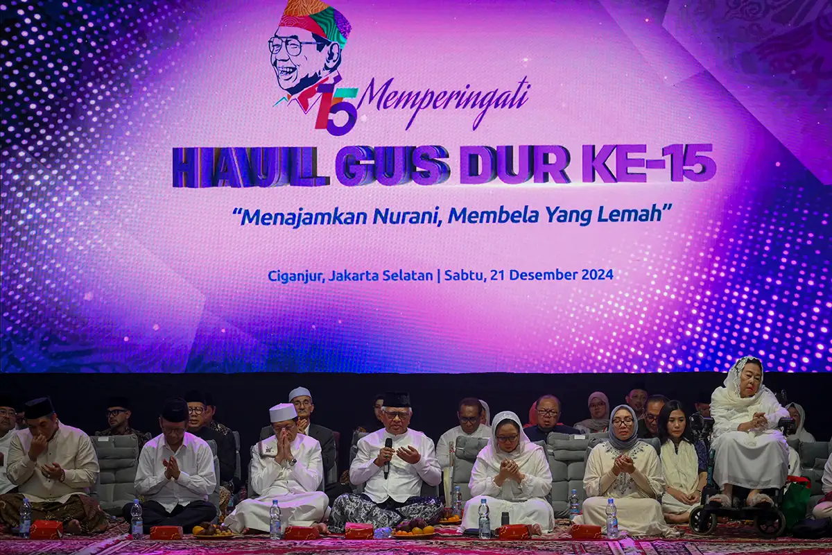 Haul Ke-15 Gus Dur, Menag: Gus Dur Tetap Hidup Dalam Doa - BRIEF